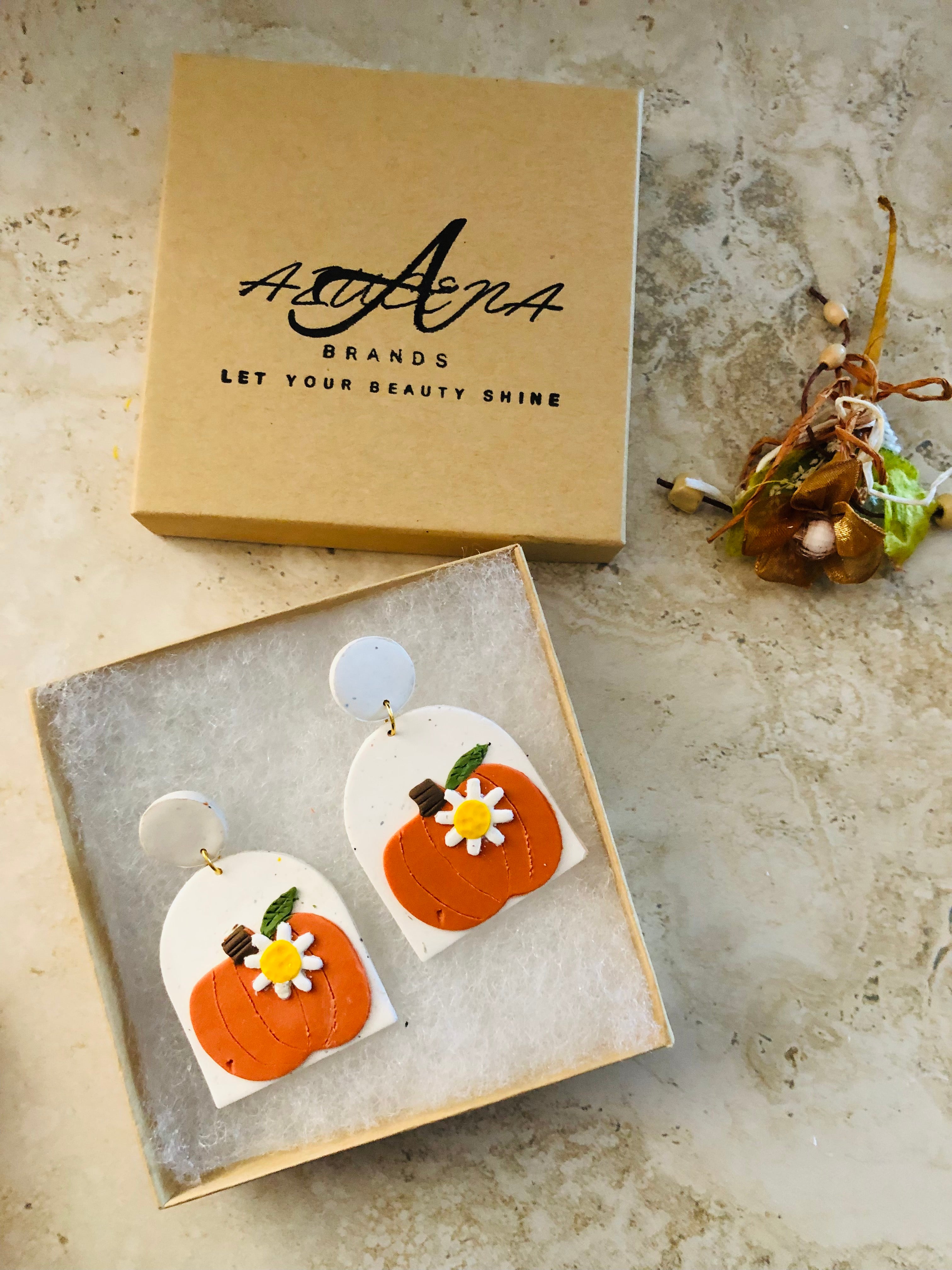 Alicia | Large Autumn Pumpkin Arch Pendants – AZUCENA